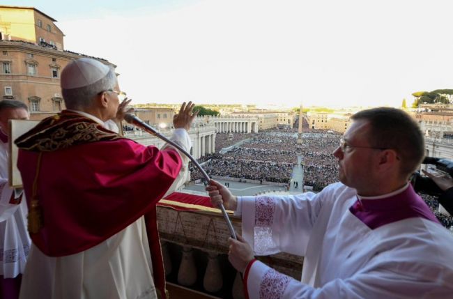 Påven Leo XIV firar den första mässan som påve på fredag - - Gamereactor