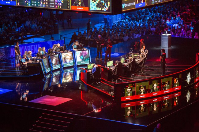The LCS summer split begins tonight, with some big changes - League of ...