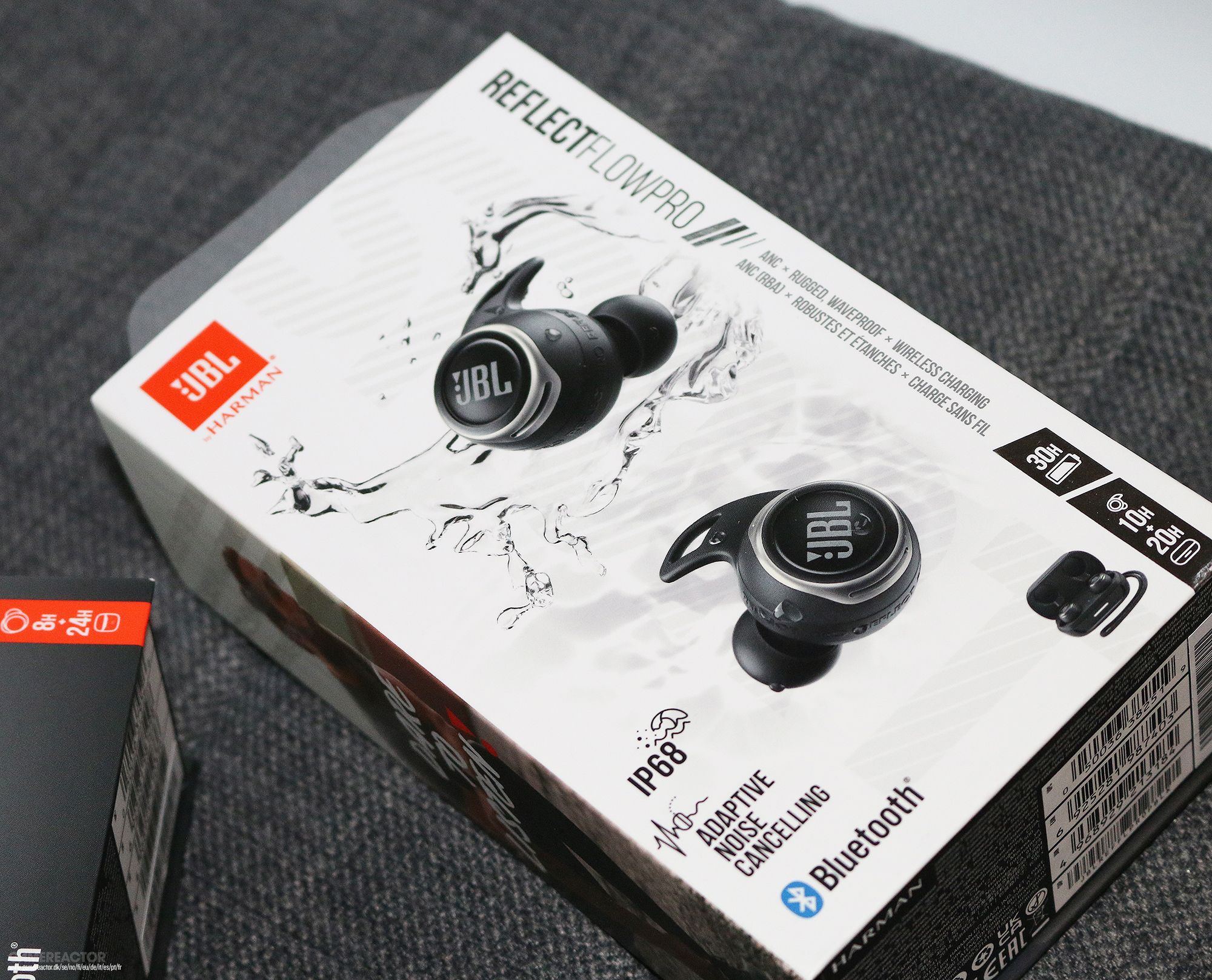 JBL Reflect Flow Pro