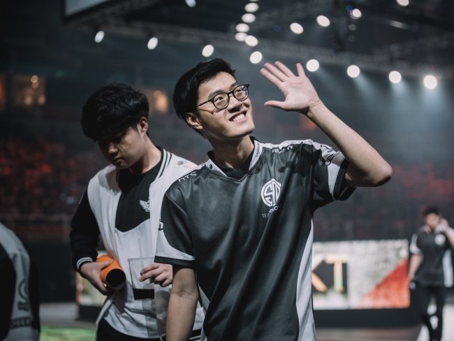Wild Turtle lämnar TSM igen, ska spela för FlyQuest - League of Legends ...