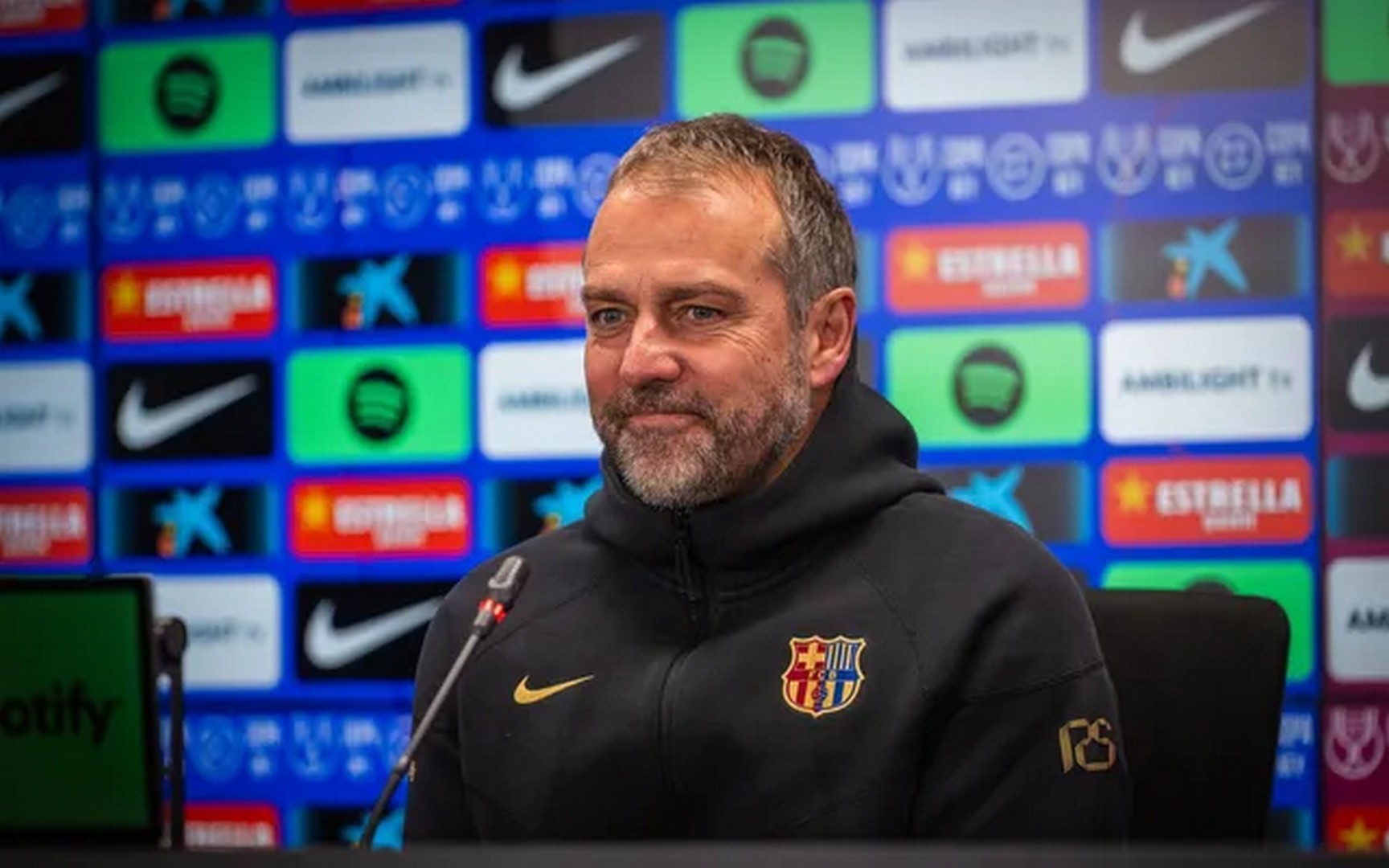 Hansi Flick: "Vi är inte Real Madrid, vi är väldigt stolta över att ...