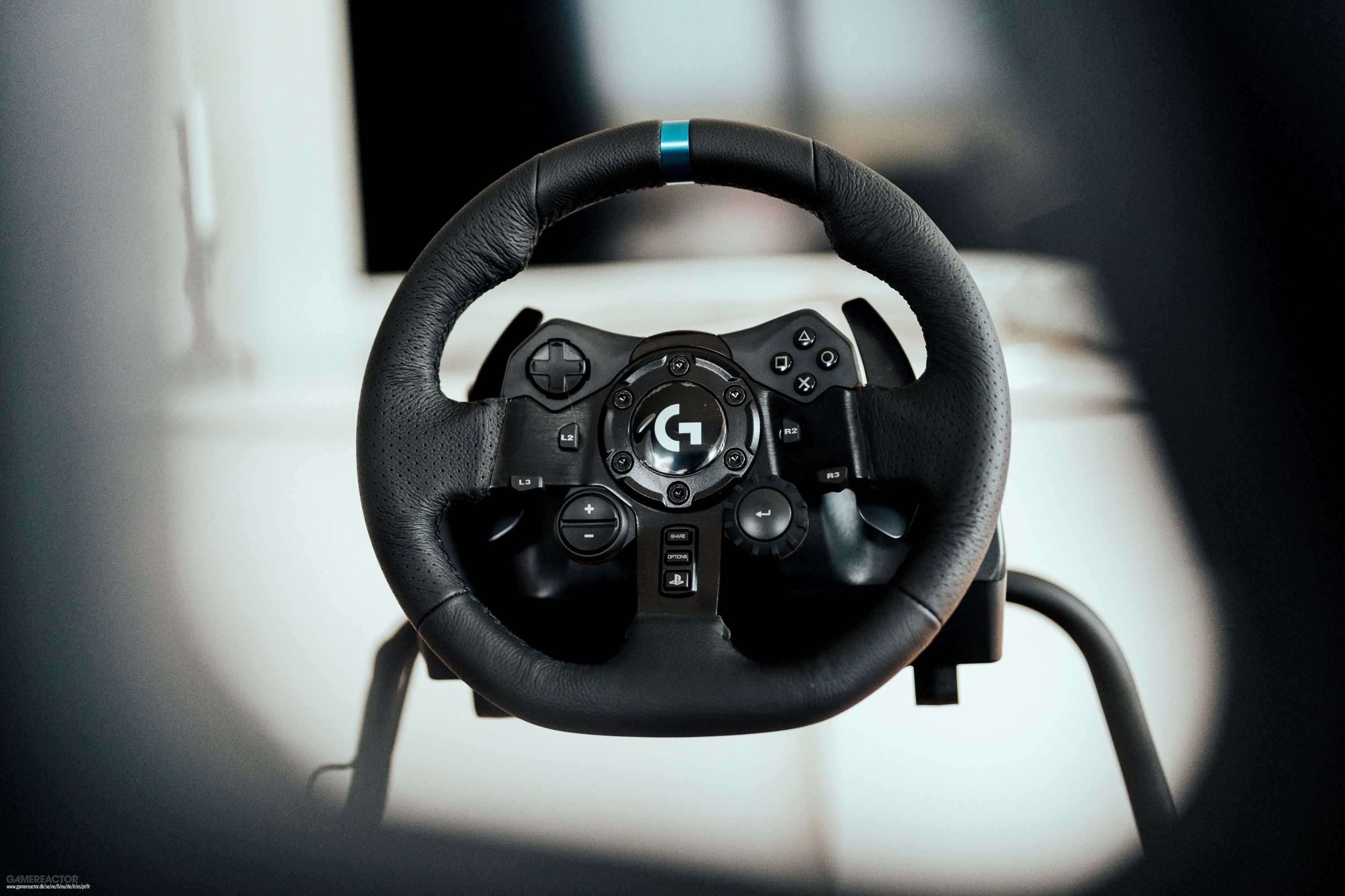 Logitech G923 Racing Wheel