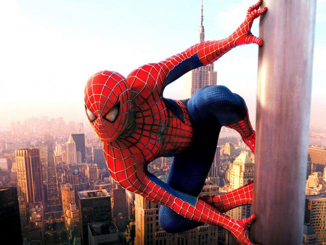 Tobey Maguires dräkt från Spider-Man 2 är officiellt till salu