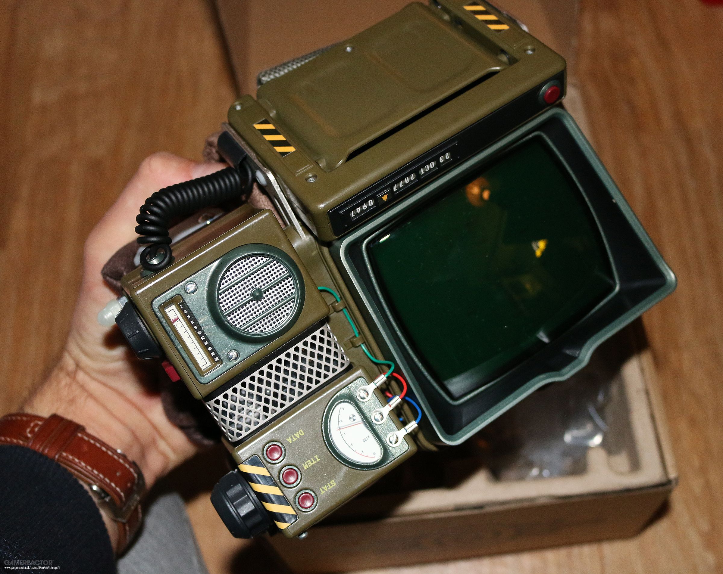 Tävla och vinn en Pip-Boy 2000 MK VI från Fallout - Fallout 76 ...