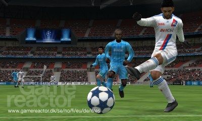 Pro Evolution Soccer 2011 3D Recension - Gamereactor