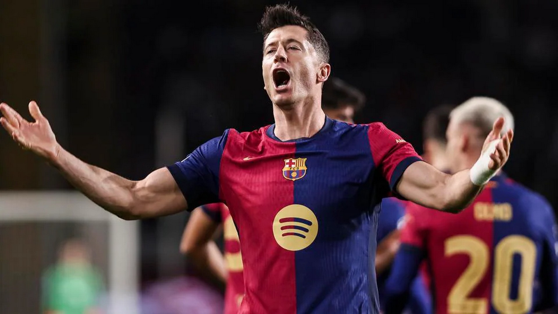 Robert Lewandowski ansluter sig till Messi och Cristiano som de enda ...